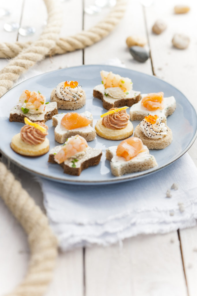 6588 - 40 CANAPES MARINS - Tipiak Foodservice
